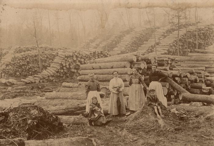 Grand Rapids Public Museum Collections : Artifact : Photograph, Women ...